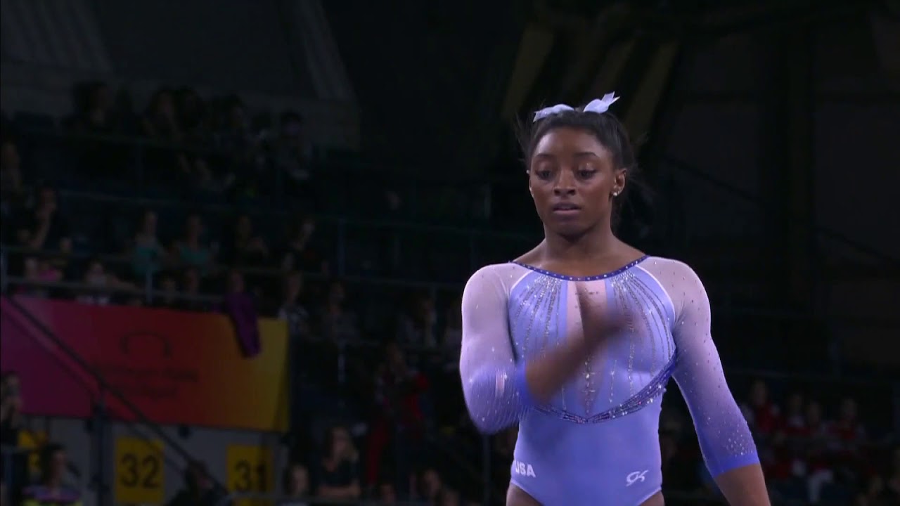 Simone Biles Performs Signature Move the Double-Double, AKA The "Biles ...