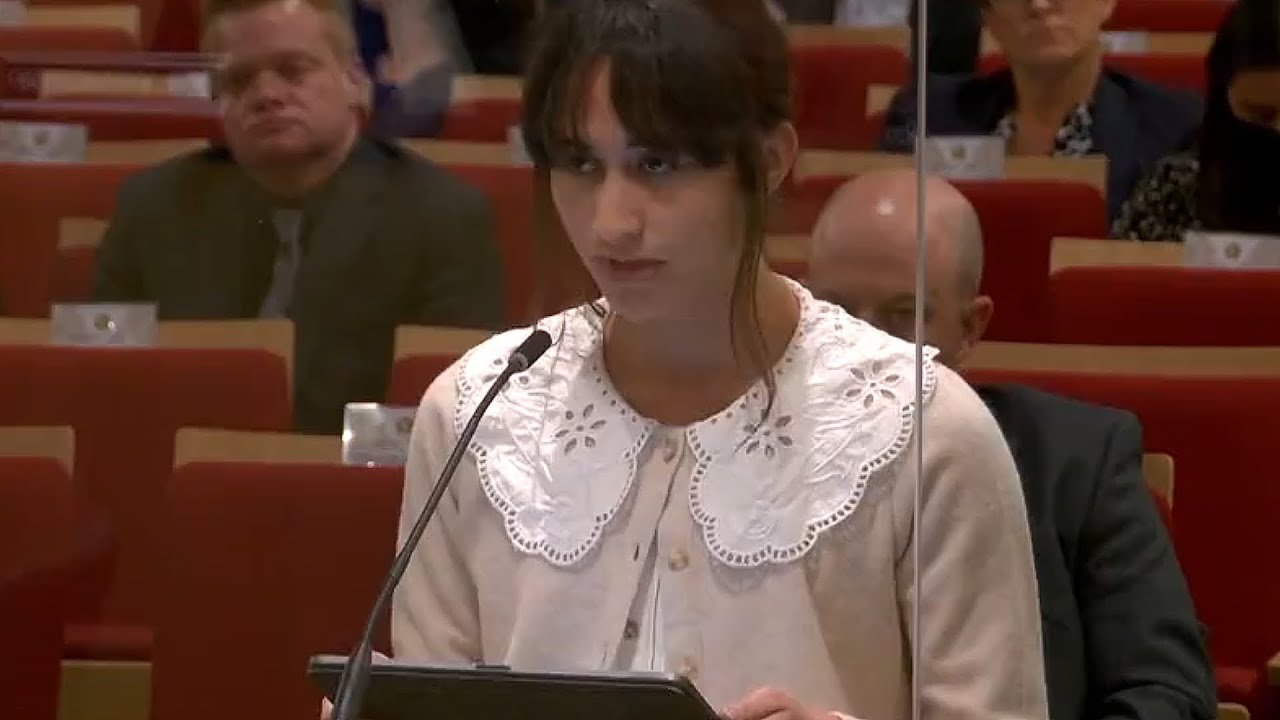 Detransitioner Chloe Cole Testifies Against CA SB 107 - The Thinking ...