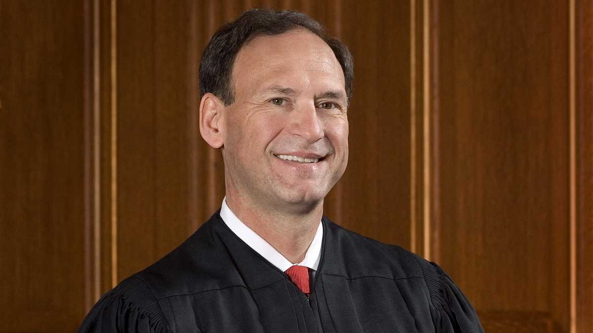 Alito Calls Supreme Court Block of Venezuelan Gang Deportations ...