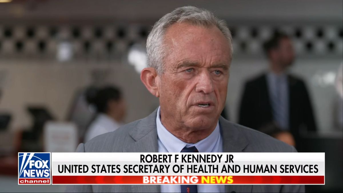 RFK Jr. Warns Against Vaccinating Chickens for Bird Flu - The Thinking ...
