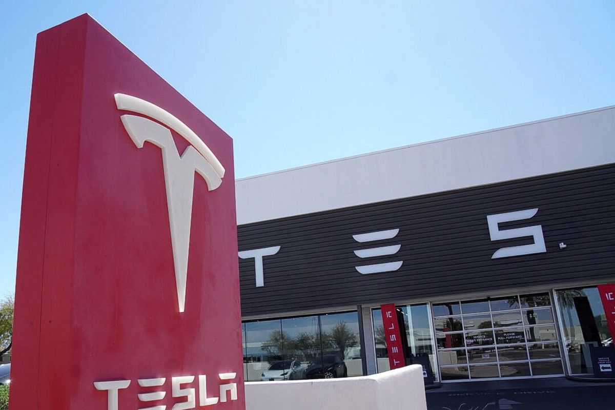 Violence Targeting Tesla Escalates in US, Canada - The Thinking ...
