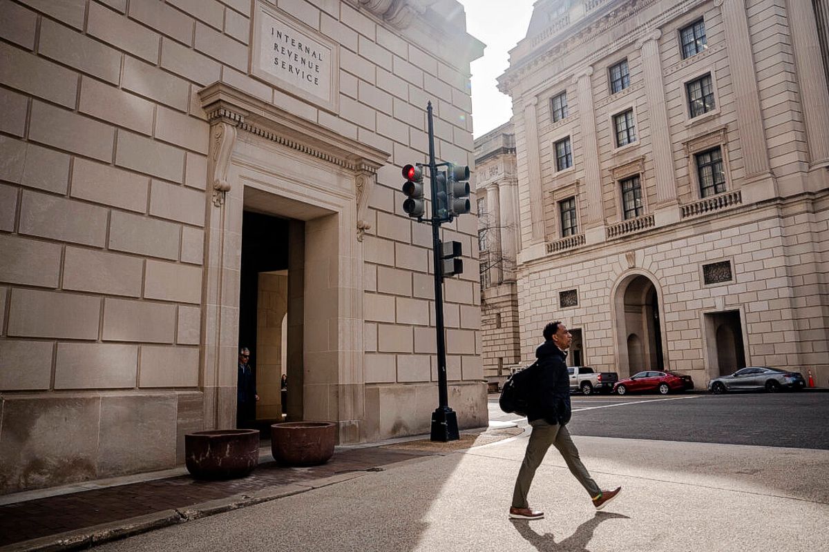 IRS Urges Qualified Taxpayers to Claim Earned Income Tax Credit - The ...