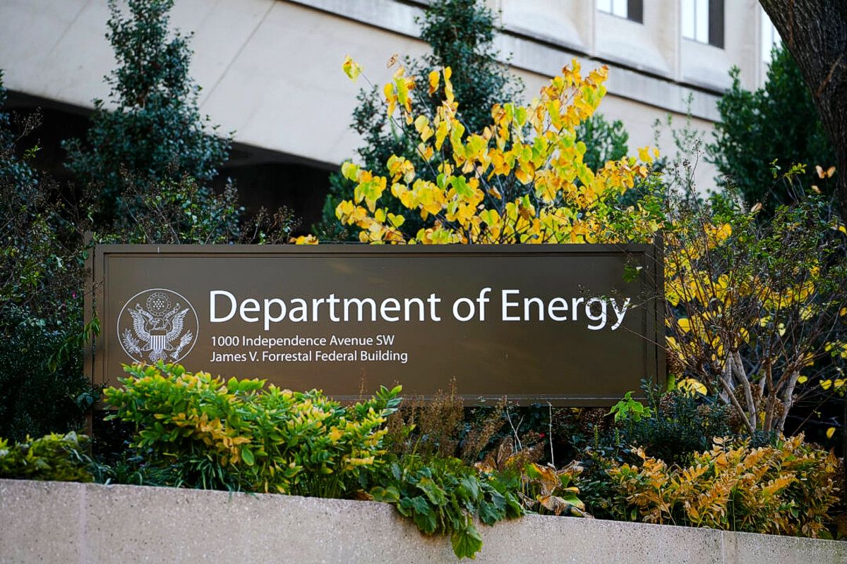 Energy Department Announces $1.9 Billion for Projects Strengthening ...