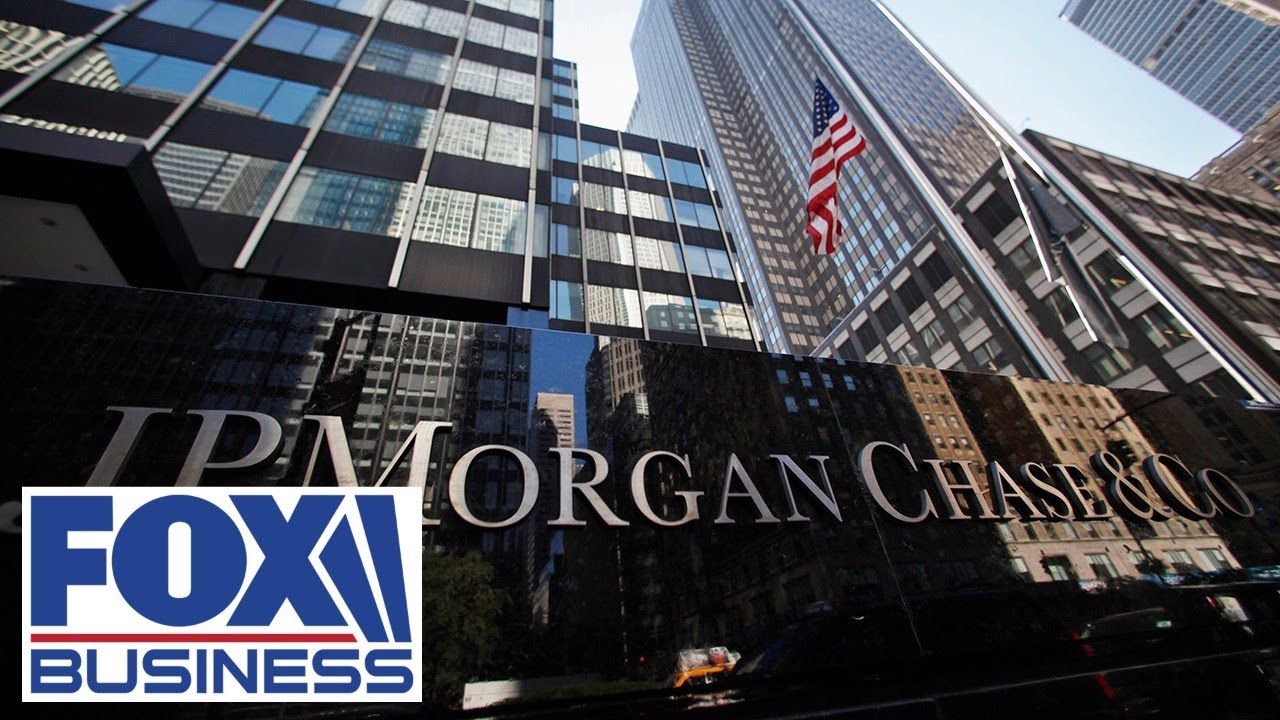 Trump Says He’s Suing JPMorgan Chase Over Alleged Debanking - The ...